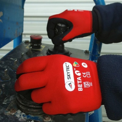 Skytec Beta 1 Nitrile-Coated Nylon Touchscreen Grip Gloves